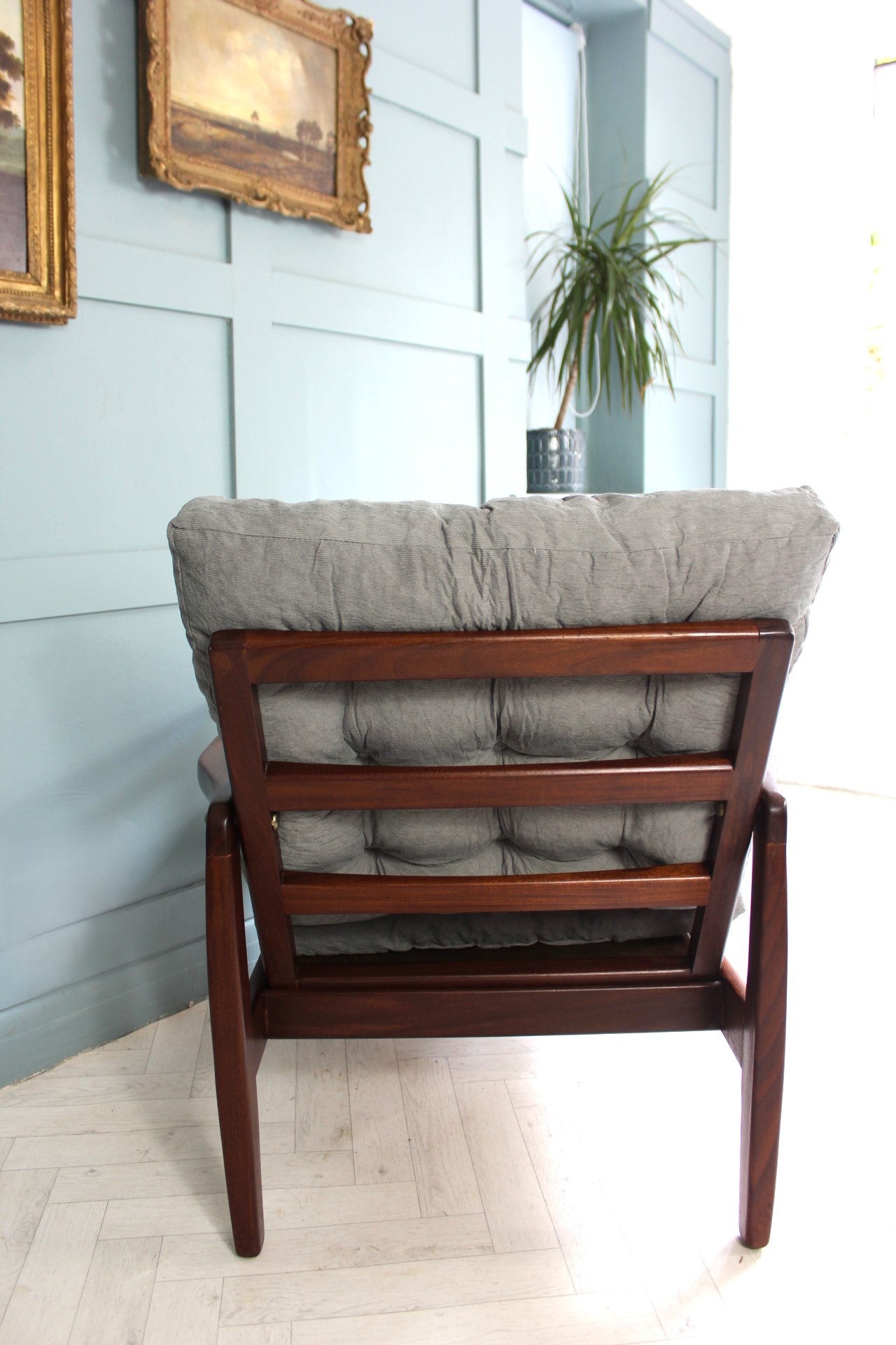 Mid century modern recliners store
